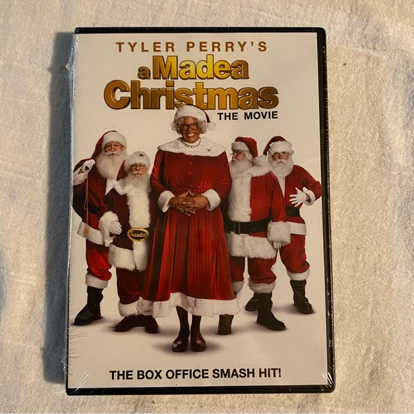 Lions Gate | Media | Tyler Perrys A Madea Christmas The Movie Dvd ...
